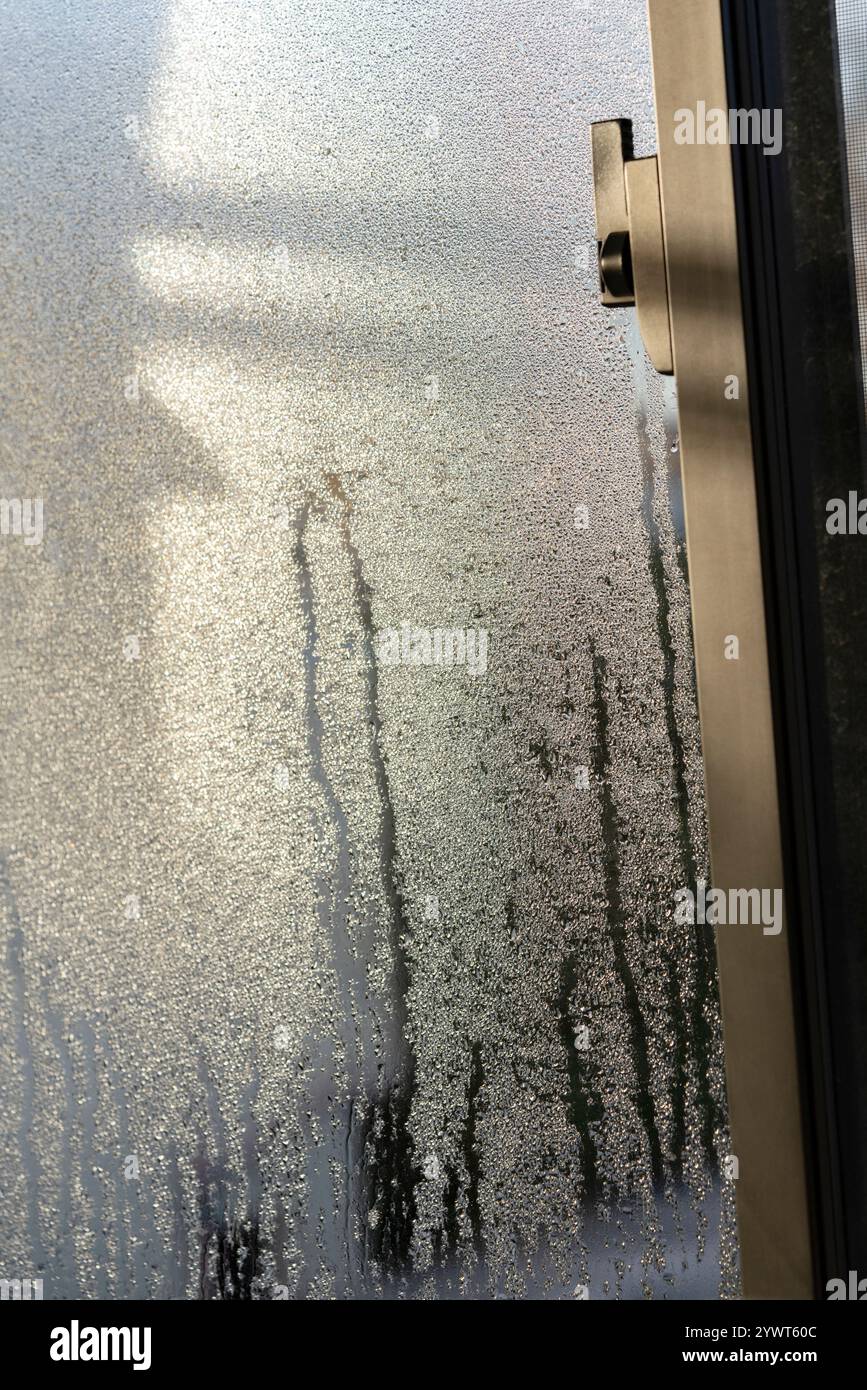 Condensation glass hi-res stock photography and images - Alamy