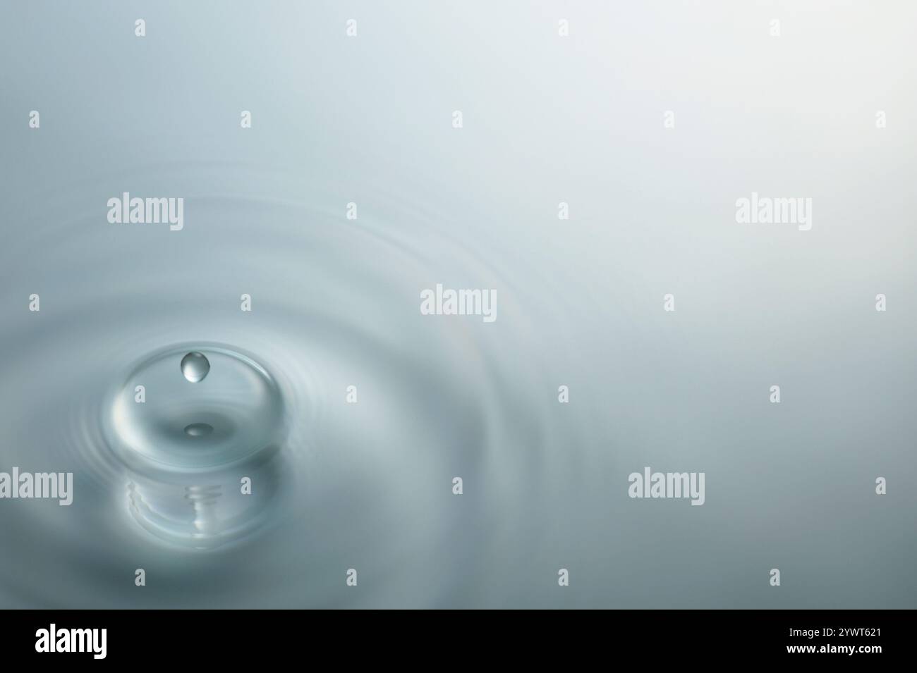 Drop side hi-res stock photography and images - Alamy