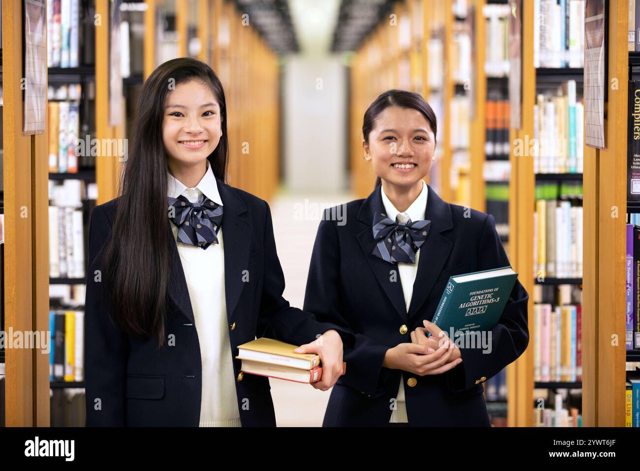 Oriental girls hi-res stock photography and images - Alamy