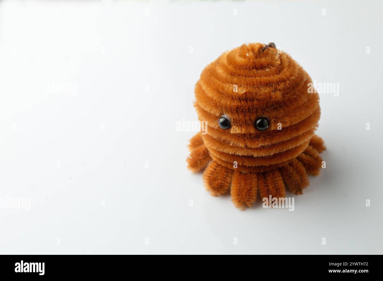 Brown Pipe Cleaner Octopus Craft Decoration, Handmade Wire Flower ...