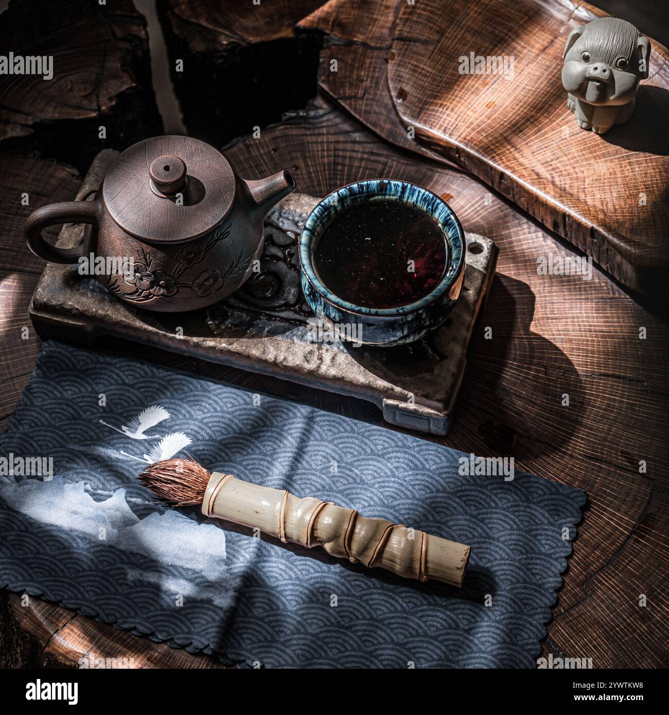 Elegant tea setup perfectly hi-res stock photography and images - Alamy