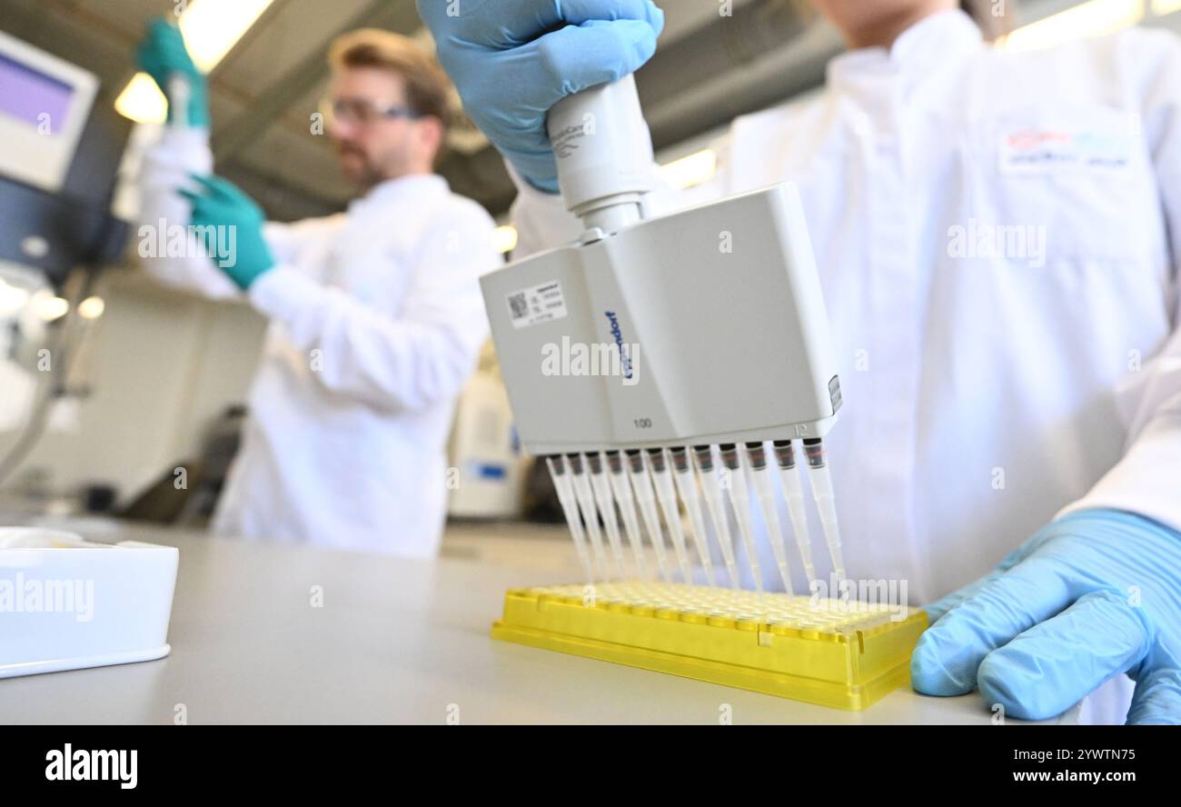 Mrna technologies hi-res stock photography and images - Alamy