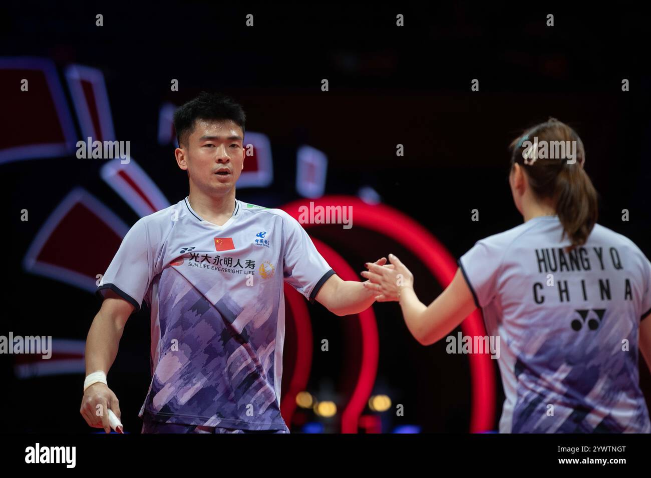 Chinese badminton players Jiang Zhenbang, Wei Yaxin defeat Chinese ...