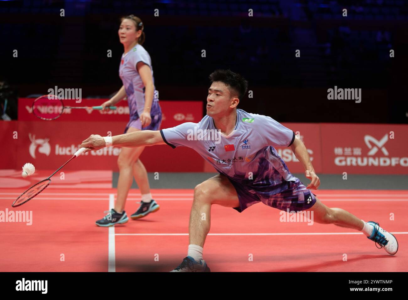 Chinese badminton players Jiang Zhenbang, Wei Yaxin defeat Chinese ...