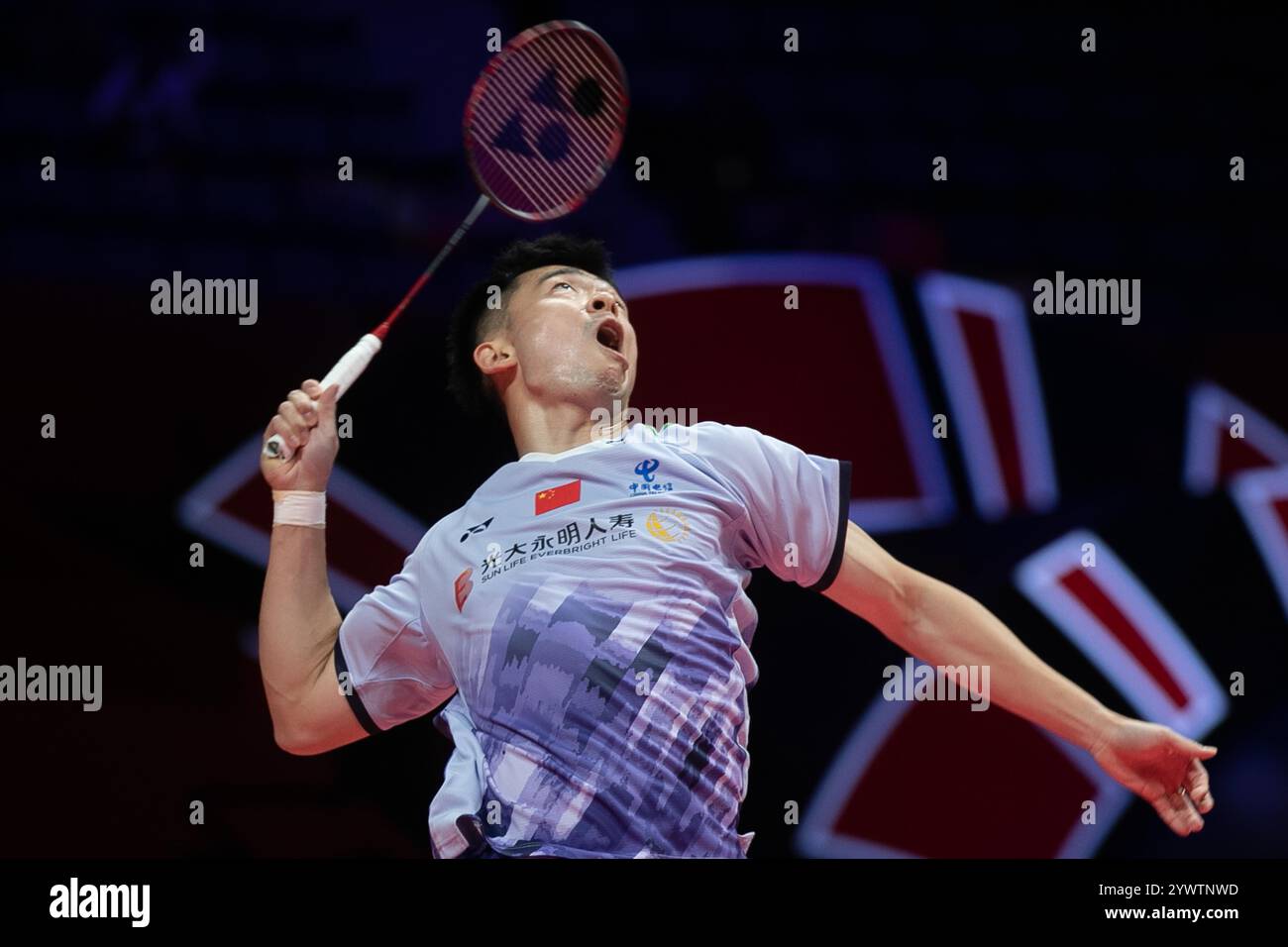 Chinese badminton players Jiang Zhenbang, Wei Yaxin defeat Chinese badminton players Zheng Siwei ...