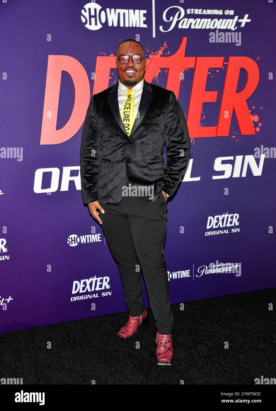 Thaddeus Coates attends the premiere of the Showtime drama series ...