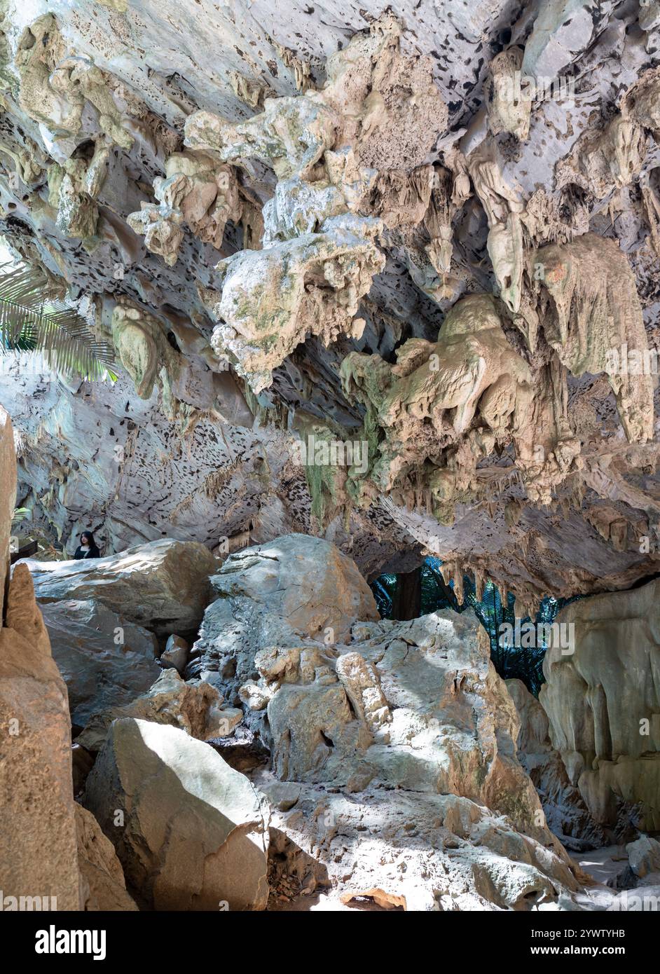 Cave lighting design hi-res stock photography and images - Alamy