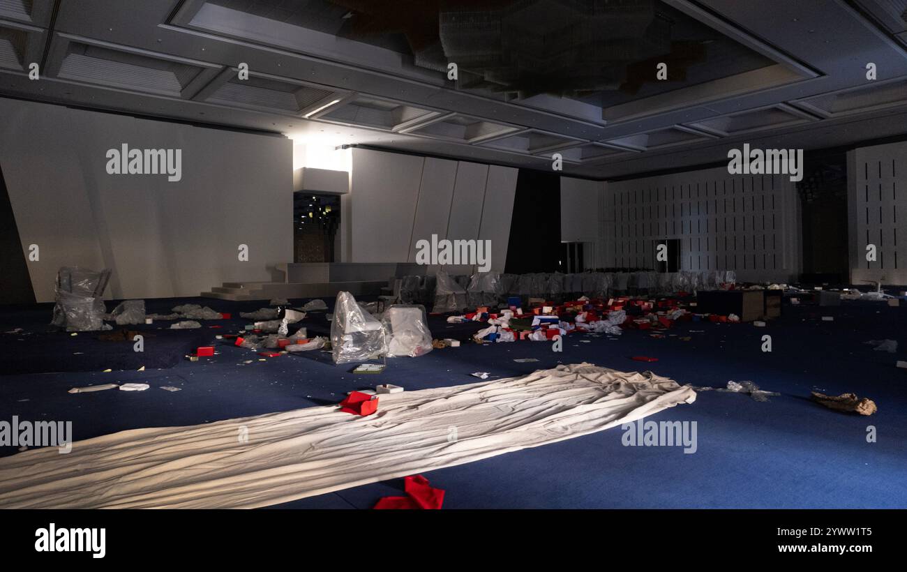 Israeli airstrikes on Damascus. The fall of Bashar al-Assad's regime ...