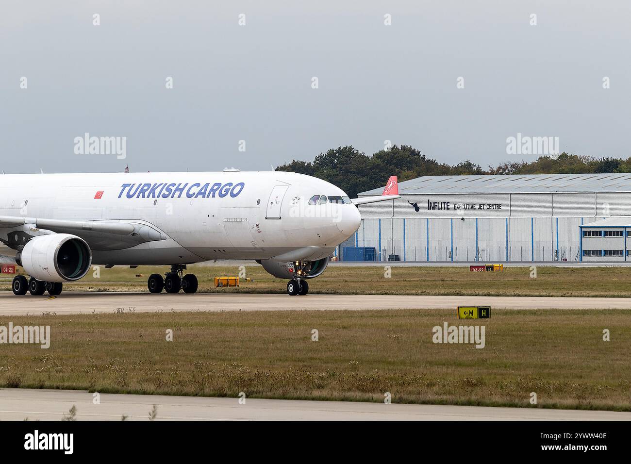 Turkish Cargo Boeing 777 London Stansted Stock Photo - Alamy