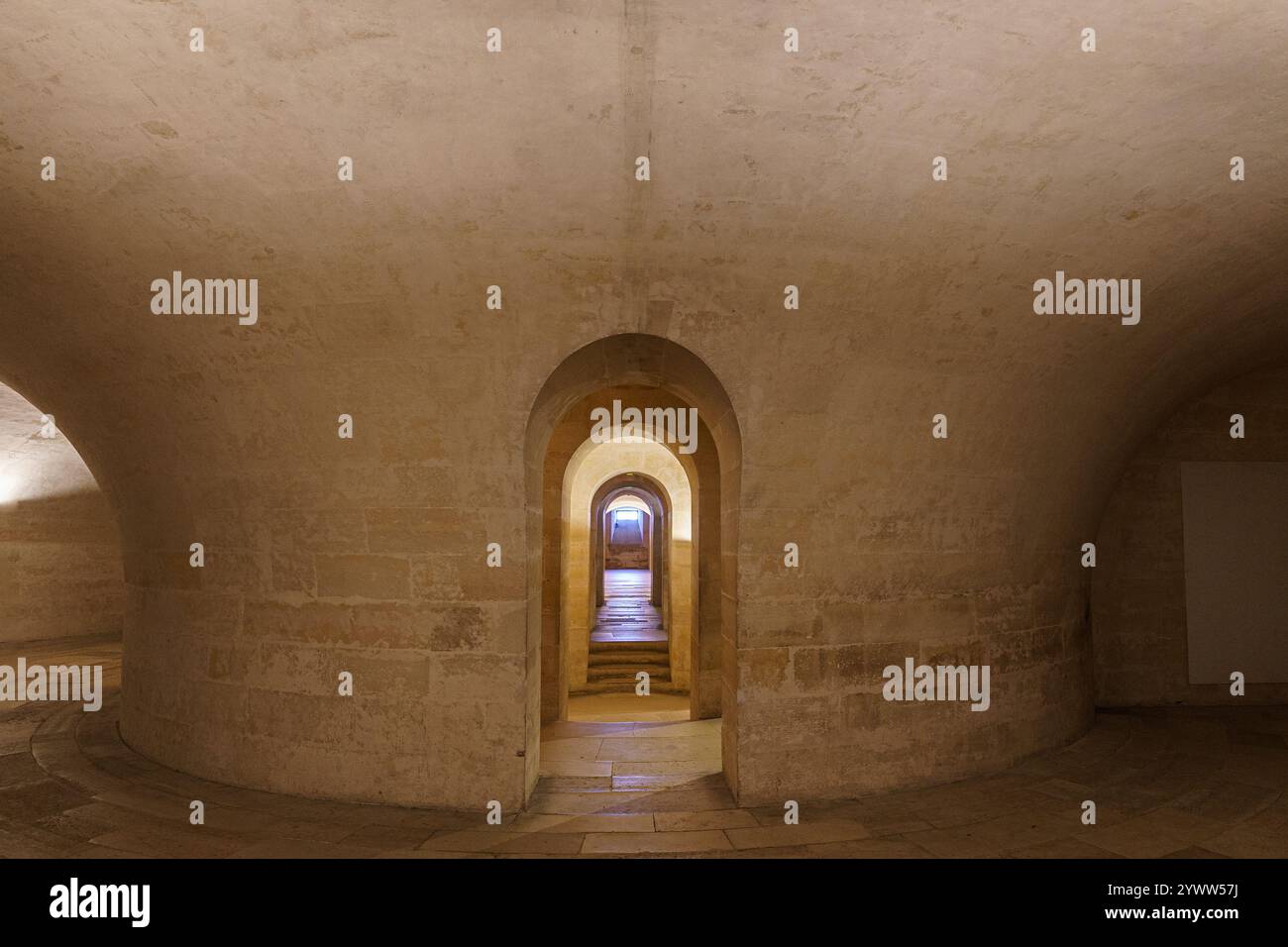 Brick vaults hi-res stock photography and images - Alamy