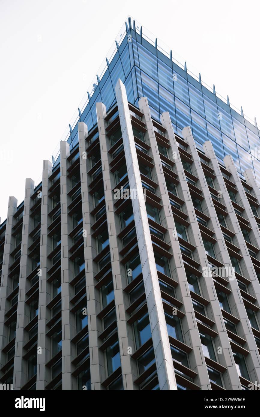 One Fen Court Building, commercial skyscraper on Fenchurch Street, City ...