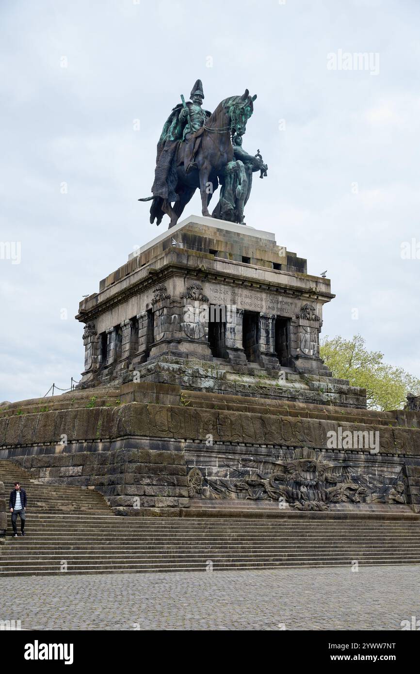 Kaiser-Wilhelm-Denkmal am Deutschen Eck am +Saturday+ (27.12.2024) in ...