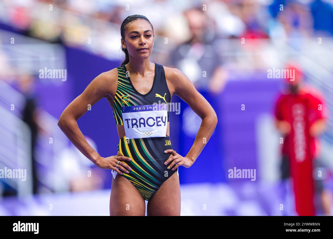 Adelle Tracey participating in the 800 meters at the Paris 2024 Olympic ...