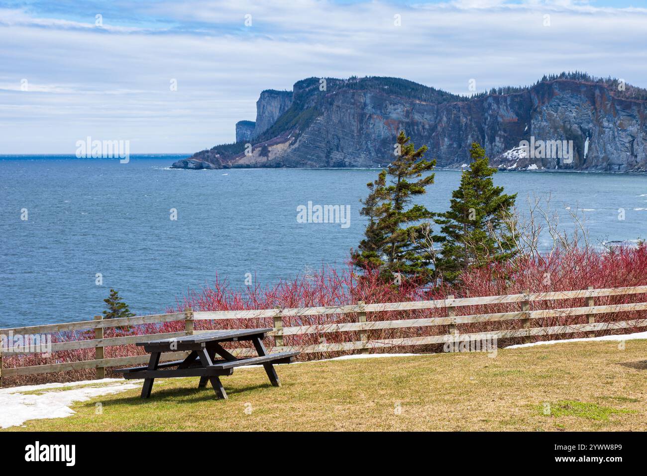 Canada quebec coast landscape hi-res stock photography and images - Alamy