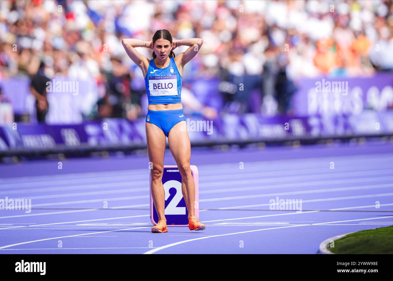 Elena Bellò participating in the 800 meters at the Paris 2024 Olympic ...