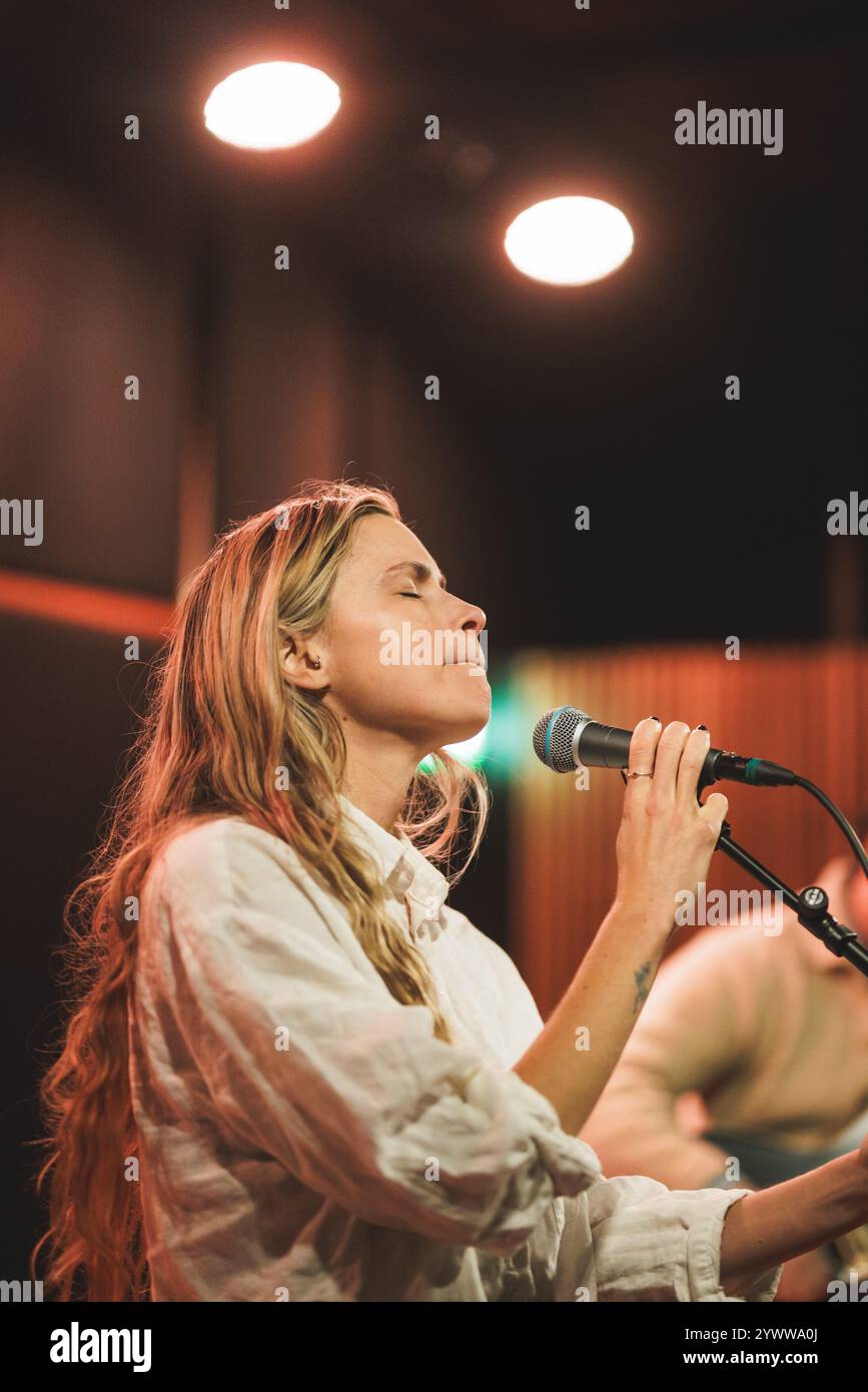 Lydia luce singer hi-res stock photography and images - Alamy