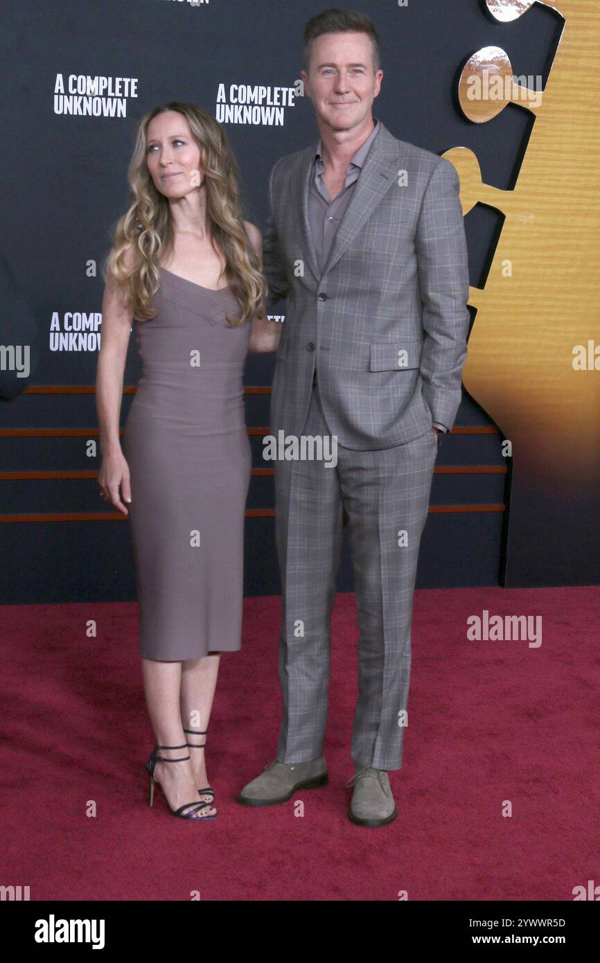 Ca. 10th Dec, 2024. Shauna Robertson, Ed Norton at arrivals for A ...