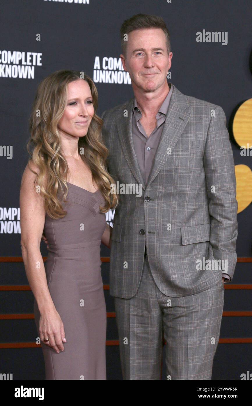 Ca. 10th Dec, 2024. Shauna Robertson, Ed Norton at arrivals for A ...
