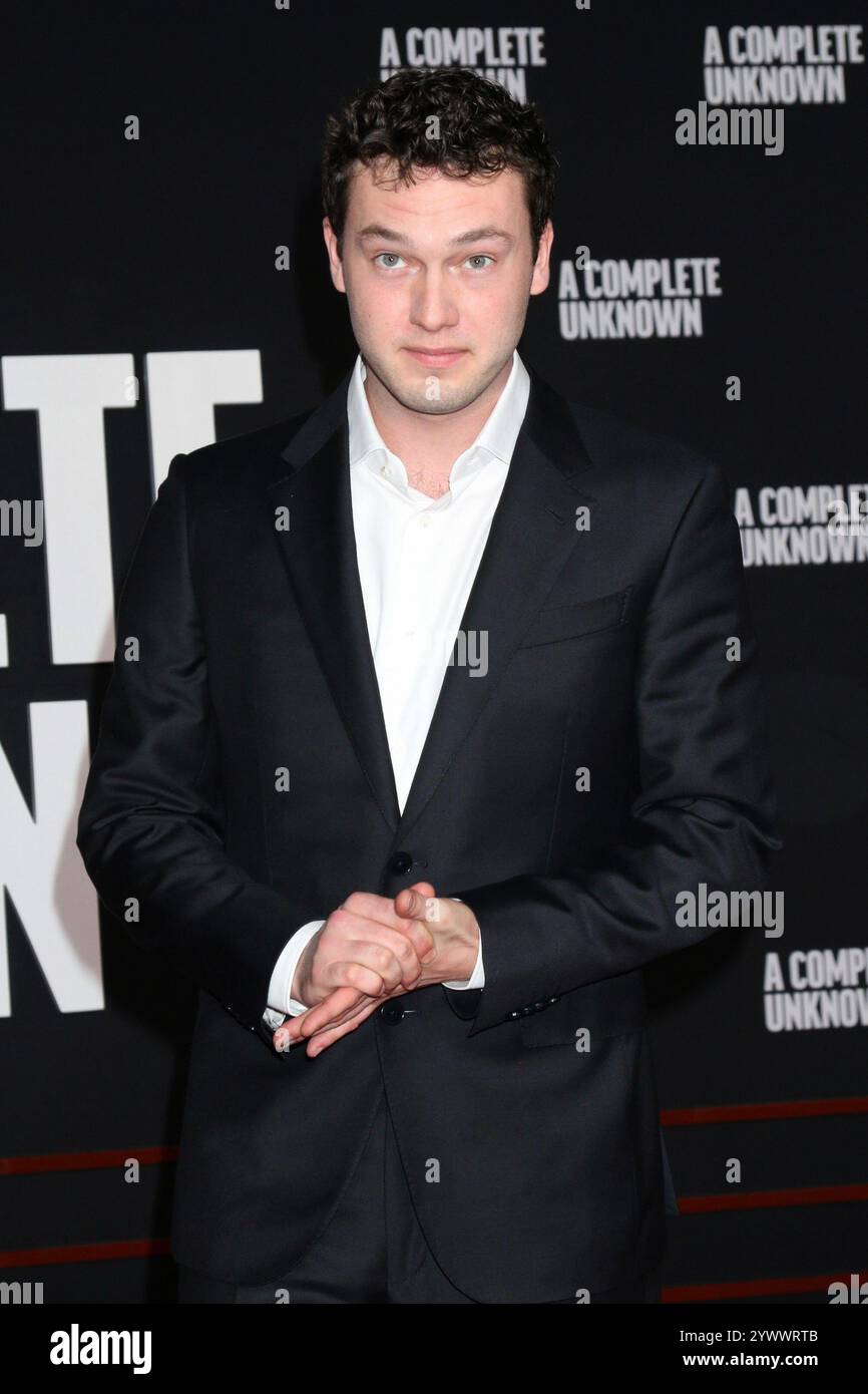 Ca. 10th Dec, 2024. Will Harrison at arrivals for A COMPLETE UNKNOWN ...