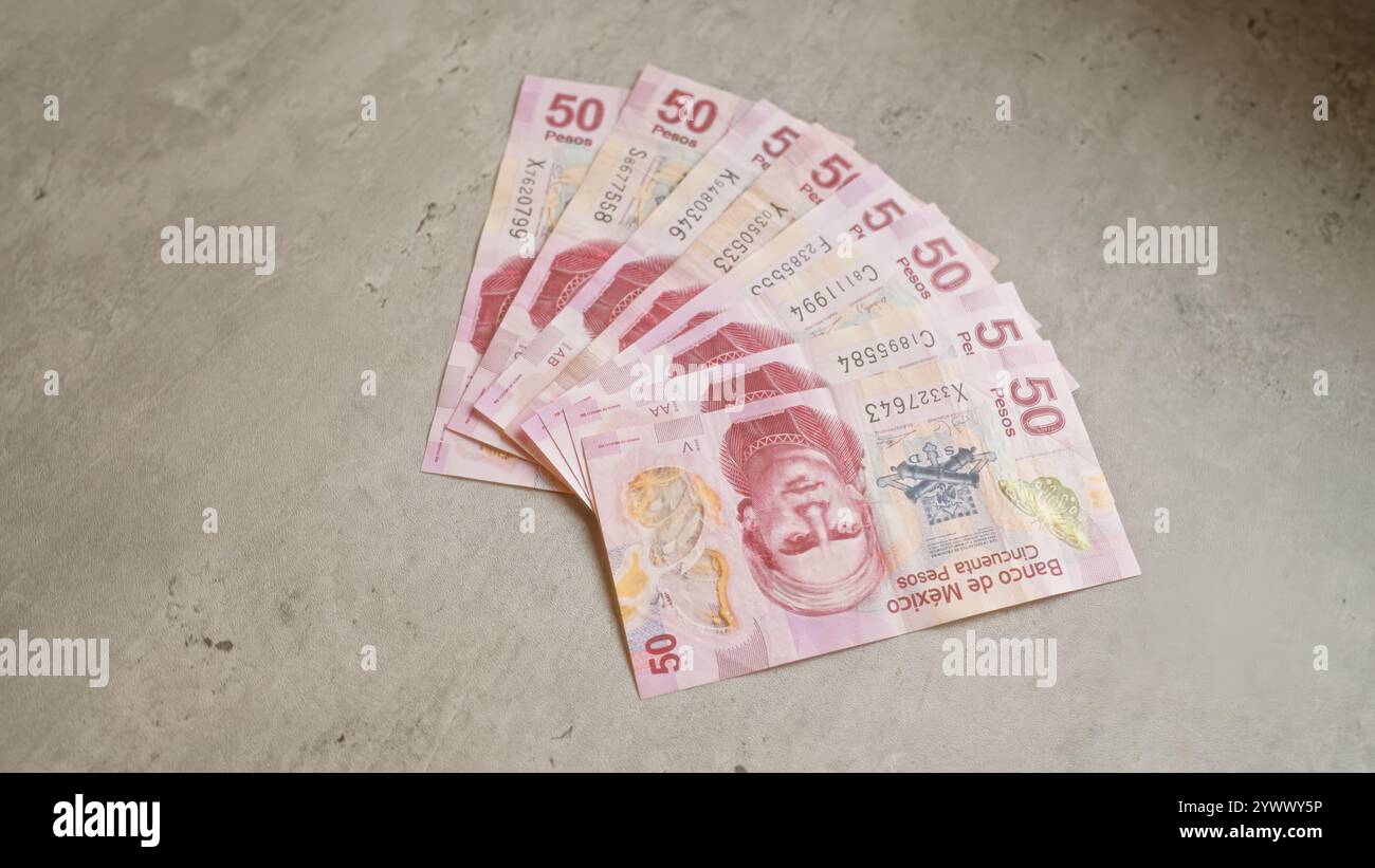 50 pesos mexico note hi-res stock photography and images - Alamy