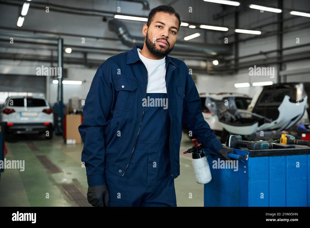 Busy work environment focused hi-res stock photography and images - Alamy