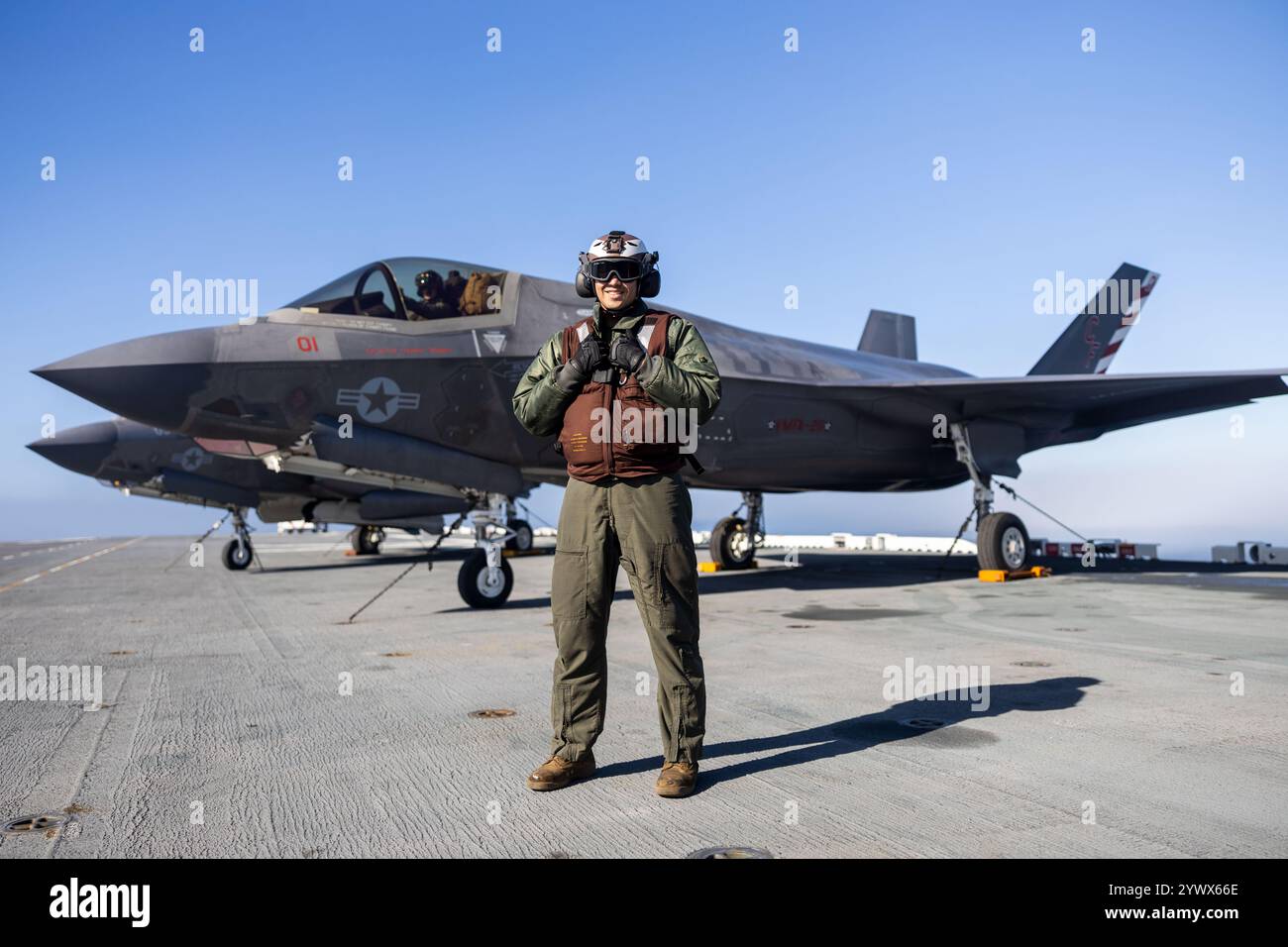 U.S. Marines with Marine Fighter Attack Squadron (VMFA) 211, Marine ...