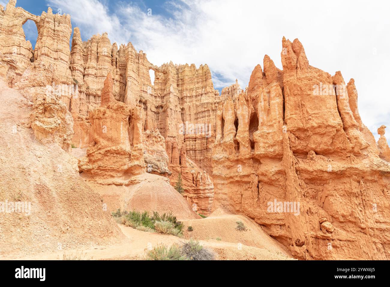 Wall of Windows from the Peekaboo Loop Trail in Bryce Canyon National ...