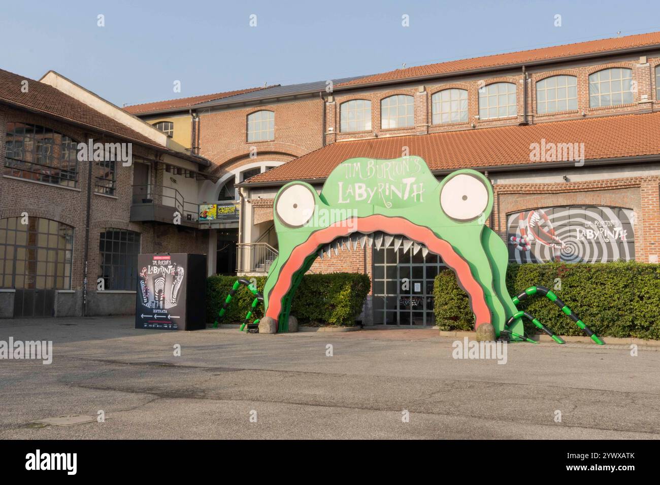 Milano, Italia. 12th Dec, 2024. L'ingresso della Fabbrtica del Vapore e ...