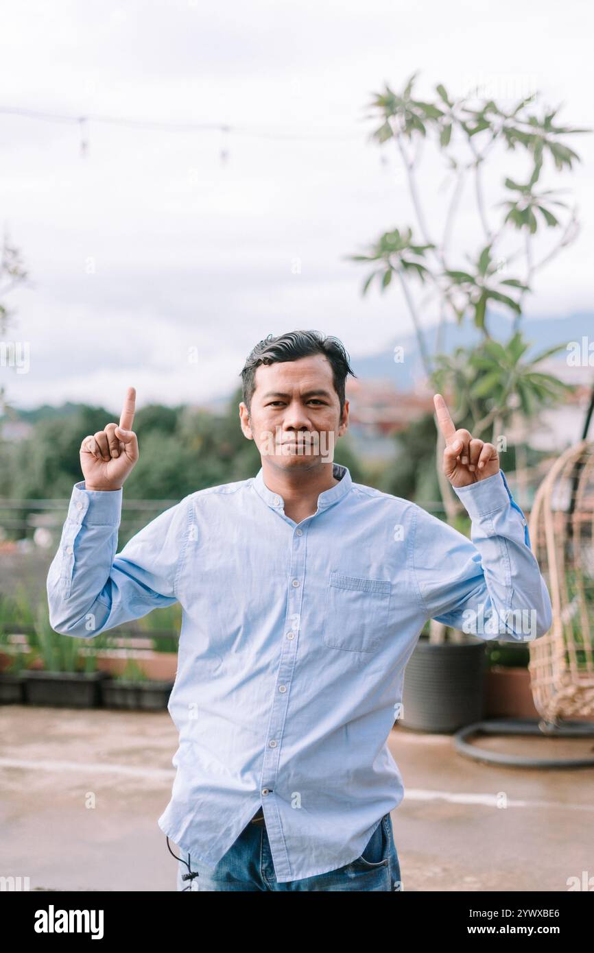 Focus optimistic hi-res stock photography and images - Alamy