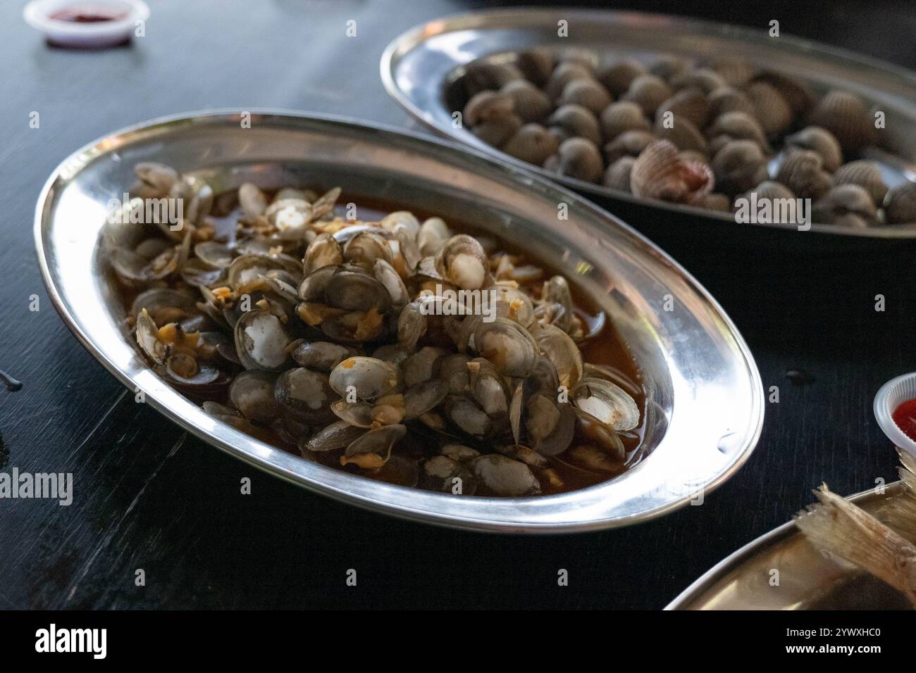 Gourmet boiled fresh clams hi-res stock photography and images - Alamy