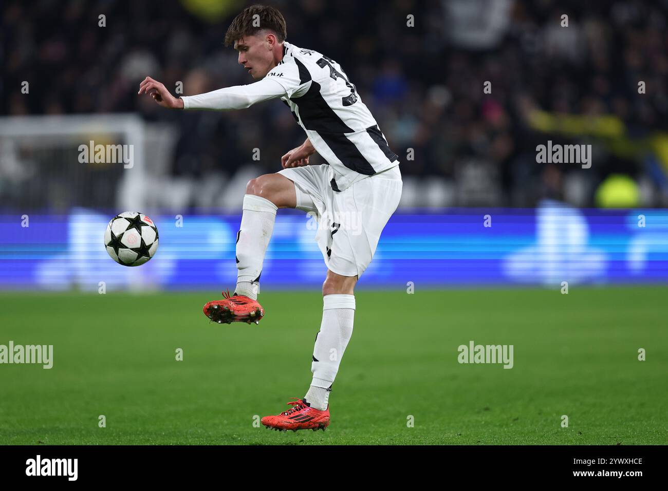 Torino, Italy. 11th Dec, 2024. Nicolo Savona of Juventus Fc in action ...