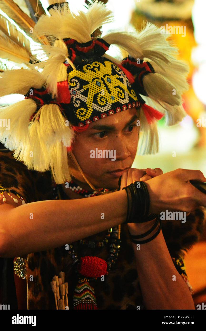 SARAWAK MALAISYA 12/12/24 .The Ibans or Sea Dayaks are an Austronesian ...