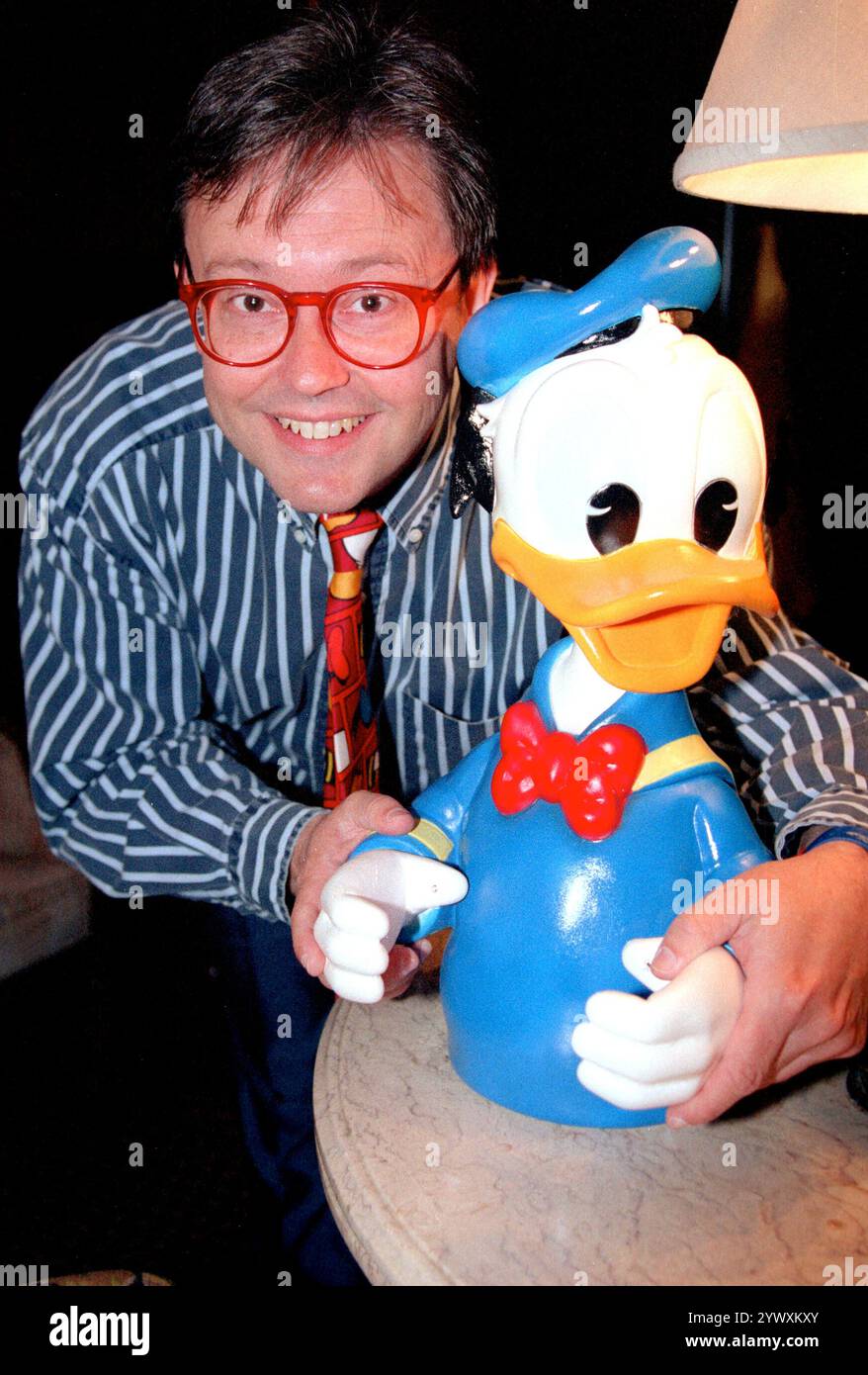 Donald duck hi-res stock photography and images - Alamy