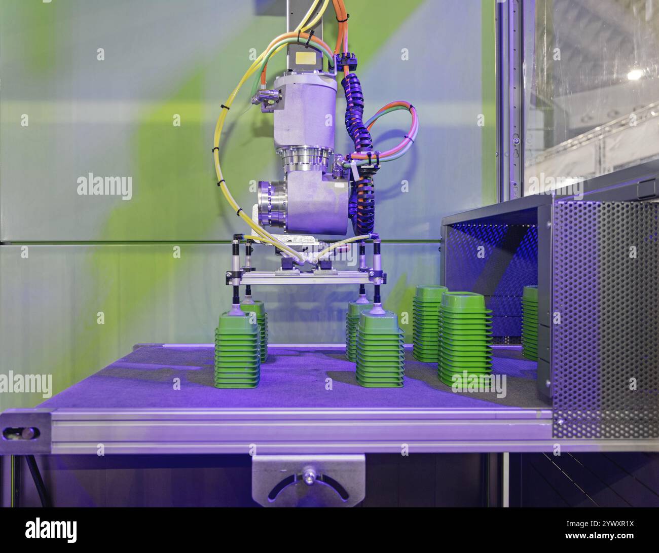 Automatic Robotic Arm Vacuum Putting Plastic Tubs at Conveyor Belt ...