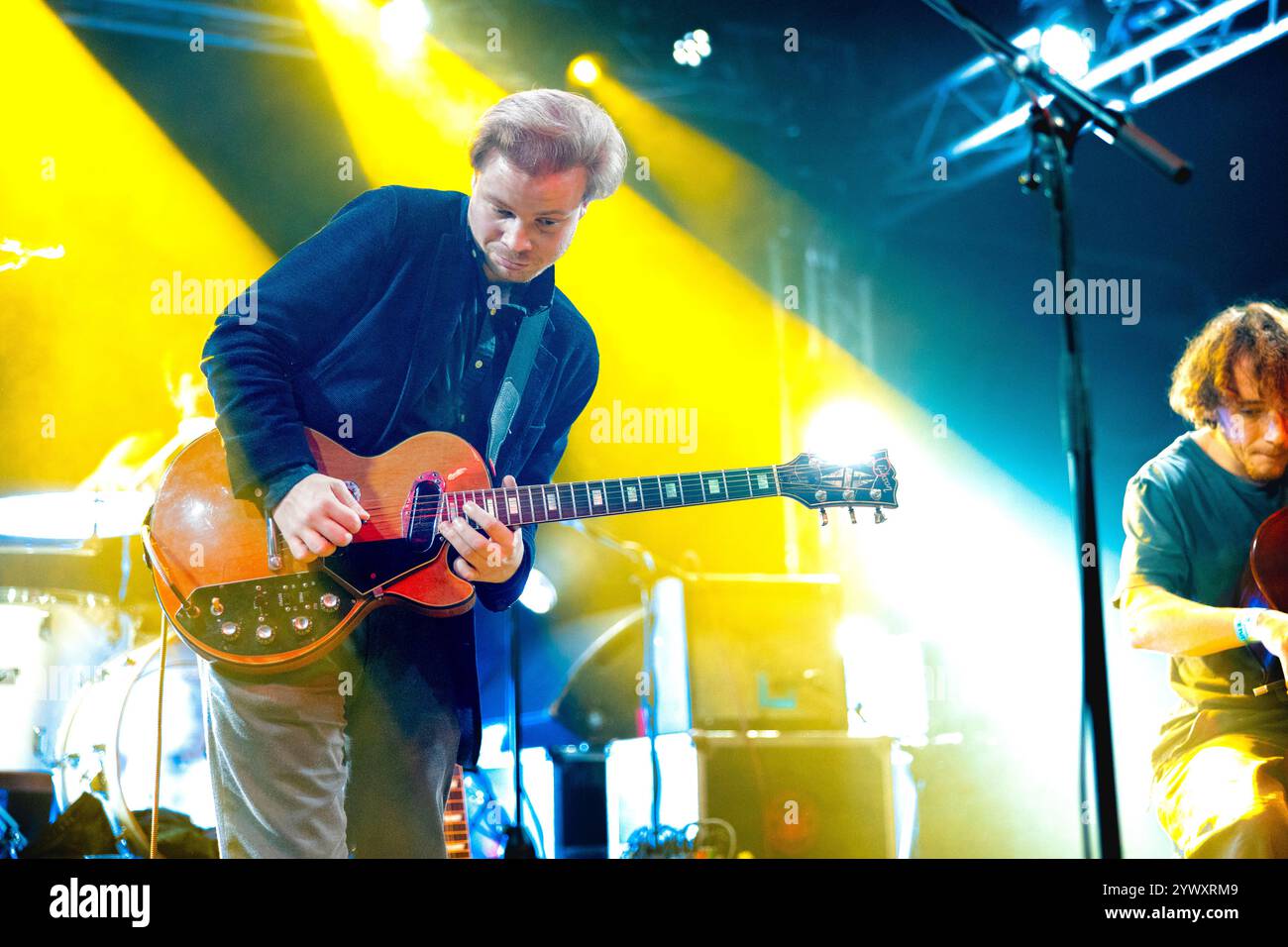 Geordie greep on stage hi-res stock photography and images - Alamy