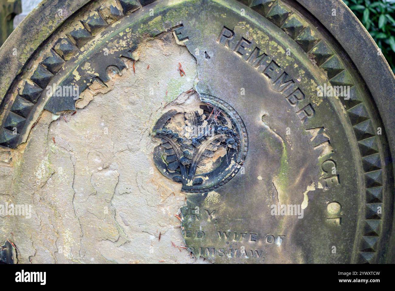Damaged Victorian gravestone at Preston Cemetery Stock Photo - Alamy