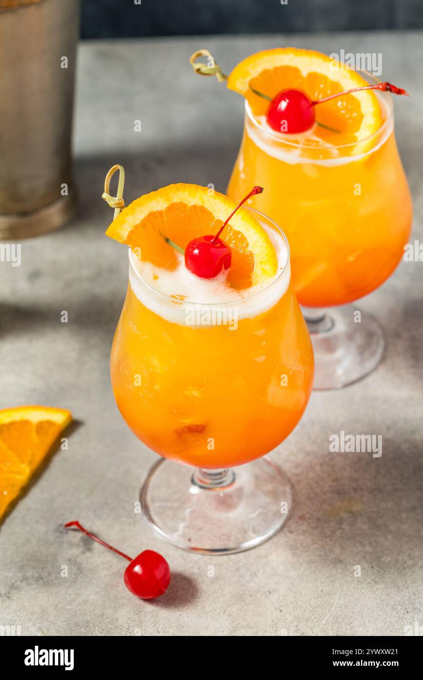 Tokyo sunset cocktail hi-res stock photography and images - Alamy