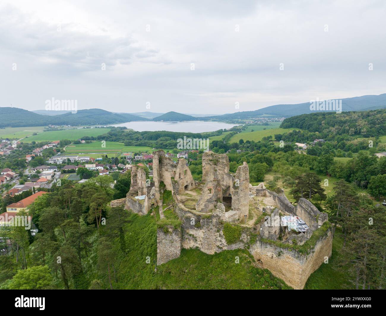 Divin castle hi-res stock photography and images - Alamy