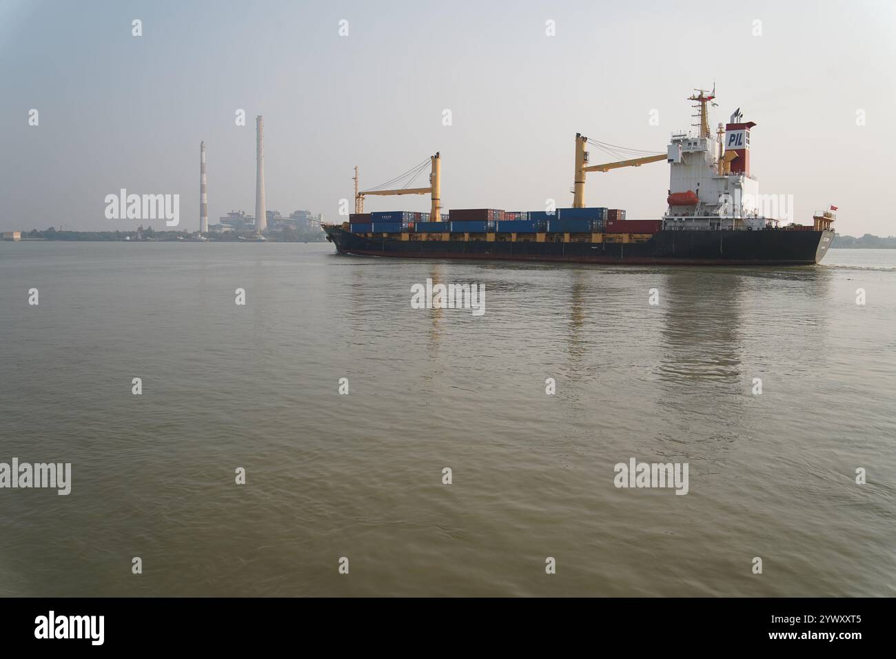 Kota container ship hi-res stock photography and images - Alamy