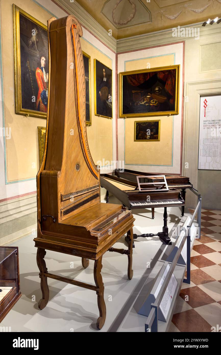 An original upright piano by Domenico del Mela in the Accademia Gallery ...