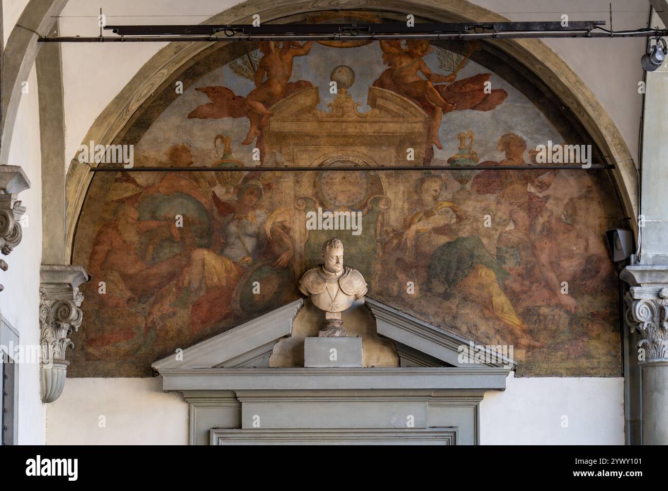 1400s portico hi-res stock photography and images - Alamy