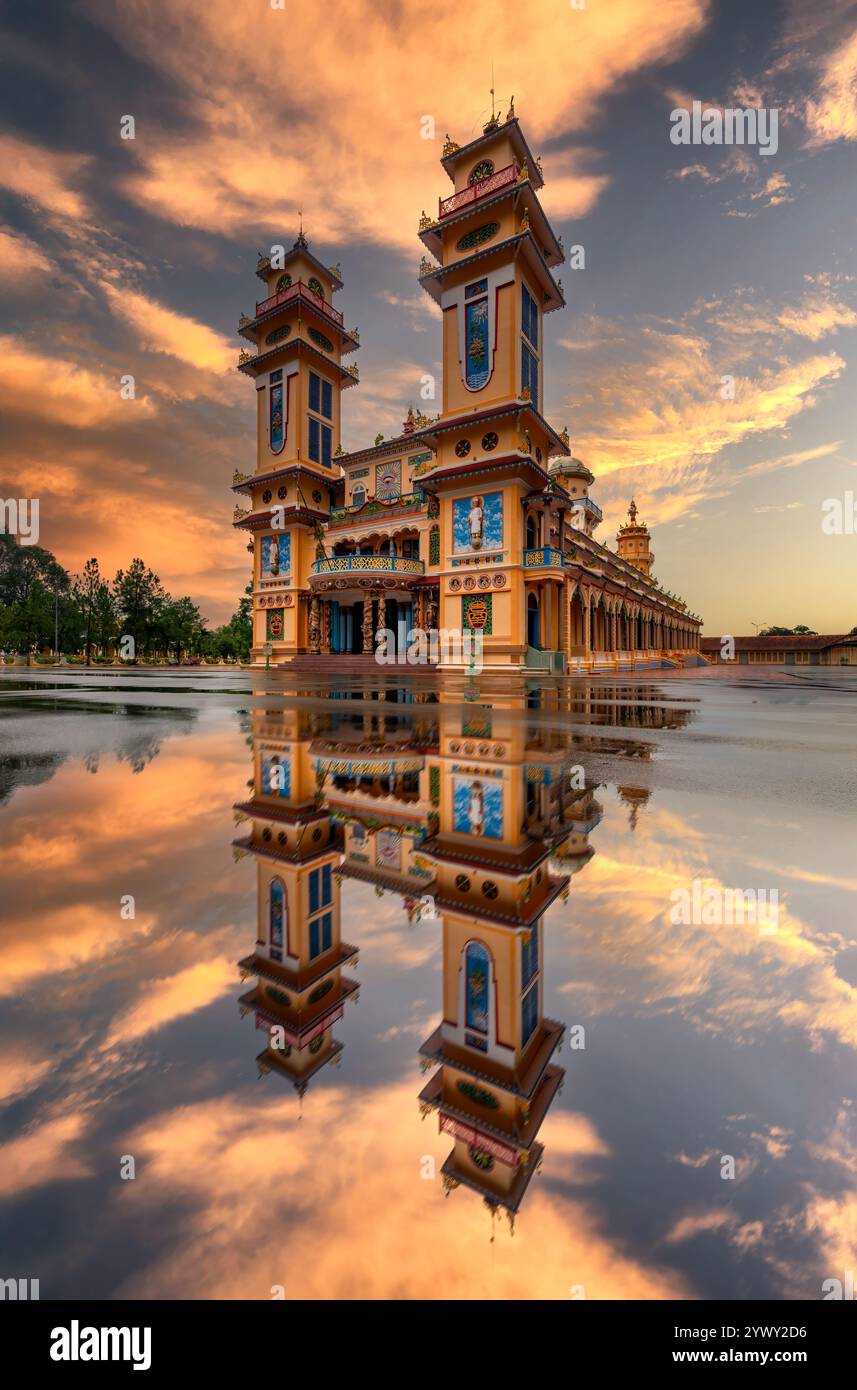 The Tay Ninh Holy See, also known as the Great Divine Temple or the Cao ...