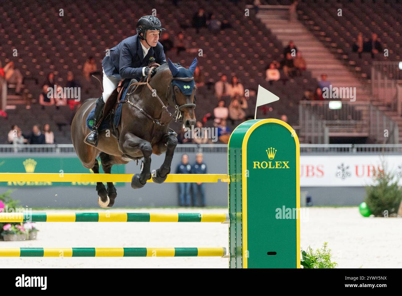 Genève, Switzerland. 12th Dec, 2024. Cian O'Connor (IRL) rides Funky ...