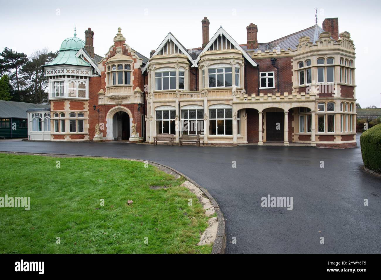 The Mansion House at Bletchley Park Code-Breaking Centre, Bletchley ...