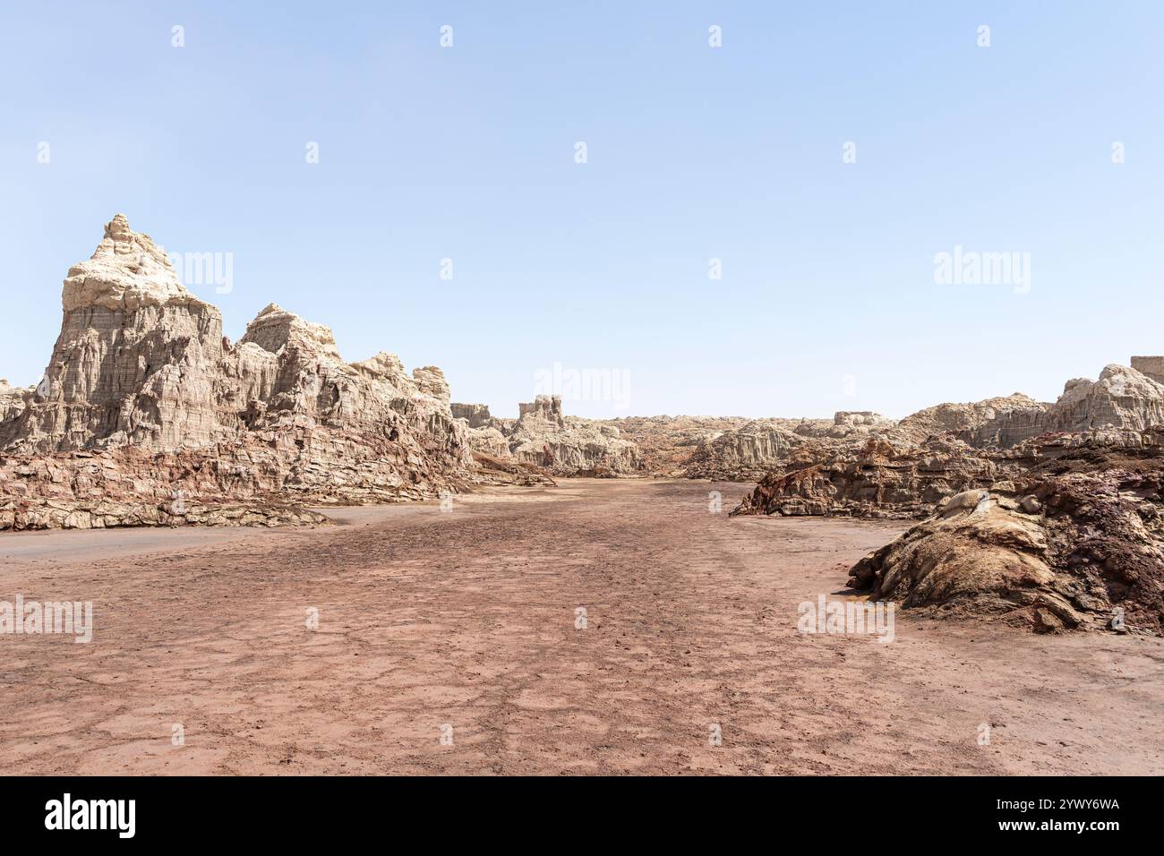 Mountains of potassium and magnesium salts in the Salt Gorge of the ...