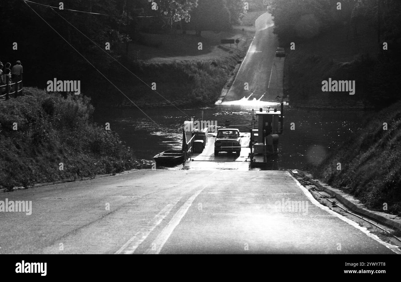 Cable ferry Black and White Stock Photos & Images - Alamy