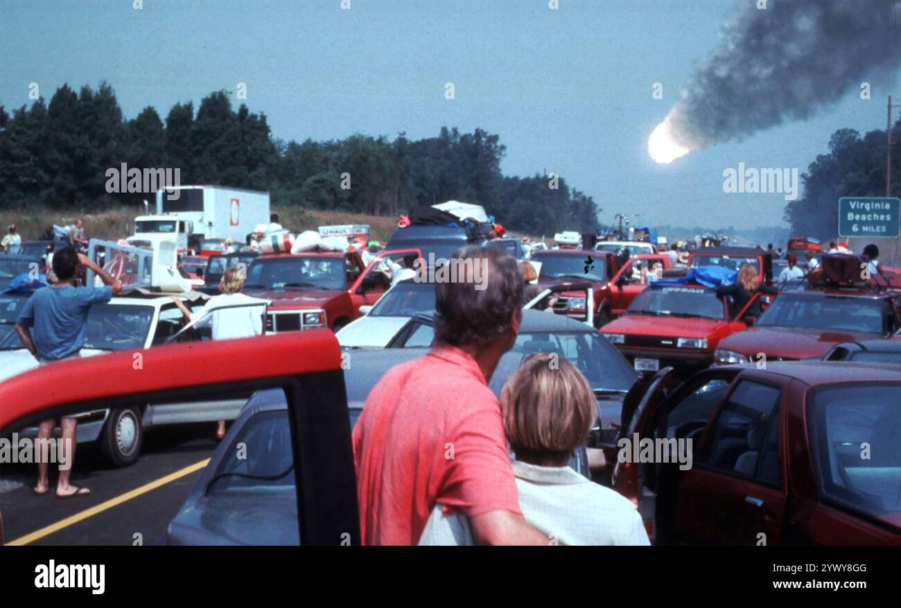 DEEP IMPACT 1998 Paramount Pictures film Stock Photo - Alamy