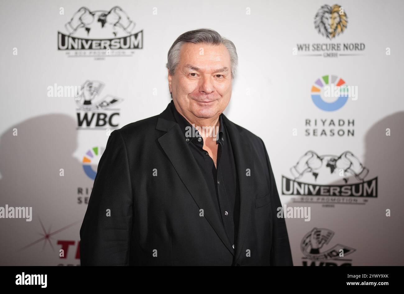 Hamburg, Germany. 09th Dec, 2024. Boxing: Evening of legends, Legends ...