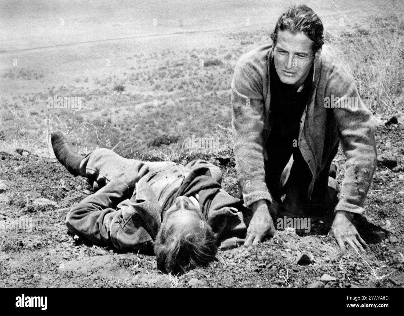 Paul Newman (right), on-set of the western film, "The Left Handed Gun ...