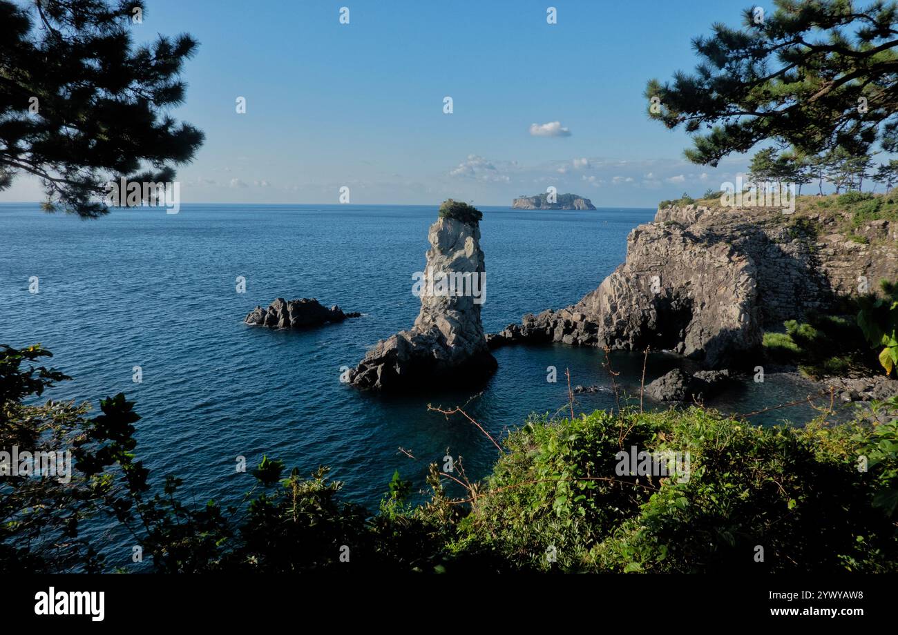 Oedolgae sea stack seen from Jeju Olle Trail, Seogwipo, Jeju Island ...